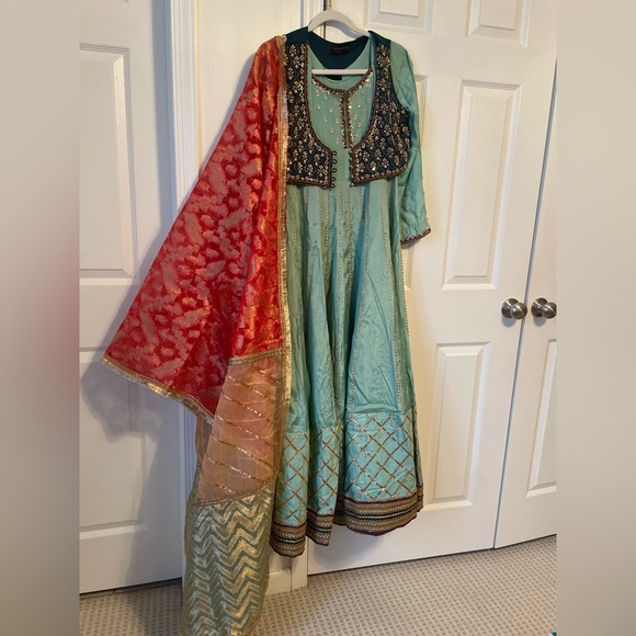 zainab hasan | Kurtas | Zainab Hasan Brand New 4 Piece Frock Dupatta ...